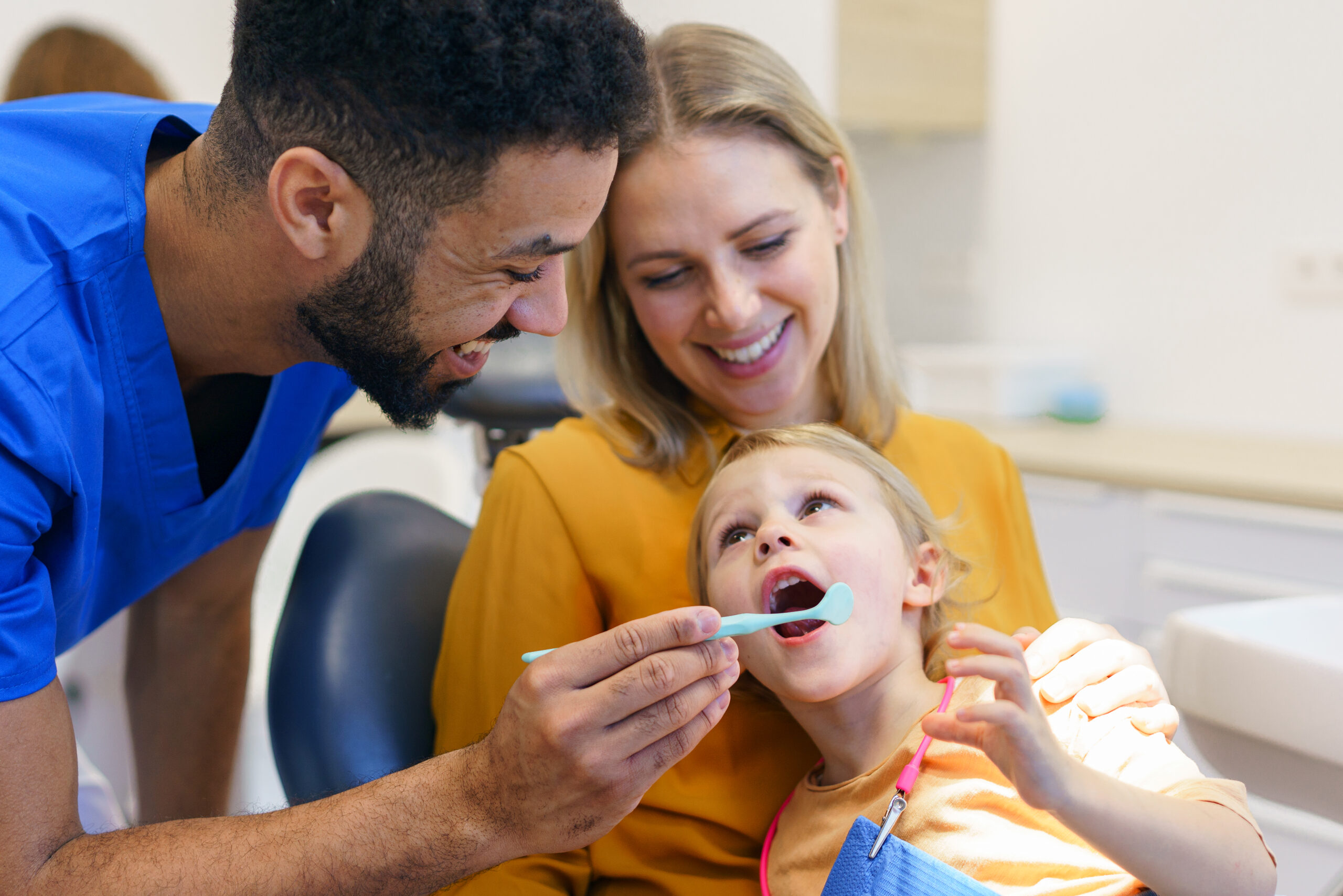 Affordable Family Dental Care Solutions | Expert Dentist Tips